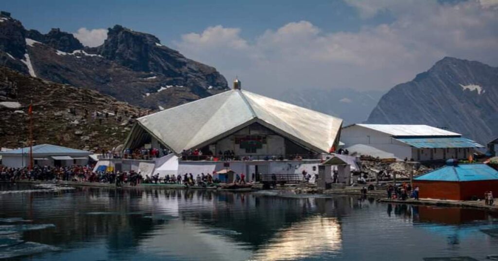 Hemkund Sahib Yatra | Best Time to Visit & Complete Trek Guide